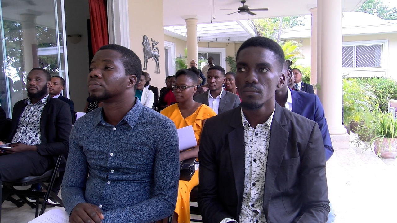 23 boursiers haïtiens vont se rendre en France pour poursuivre leurs ...