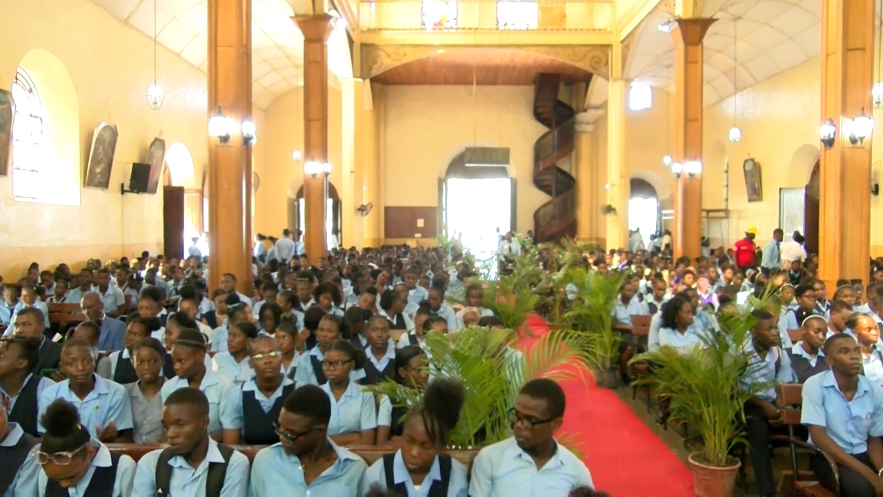 Commémoration des 60 ans du Lycée national de Pétion-Ville