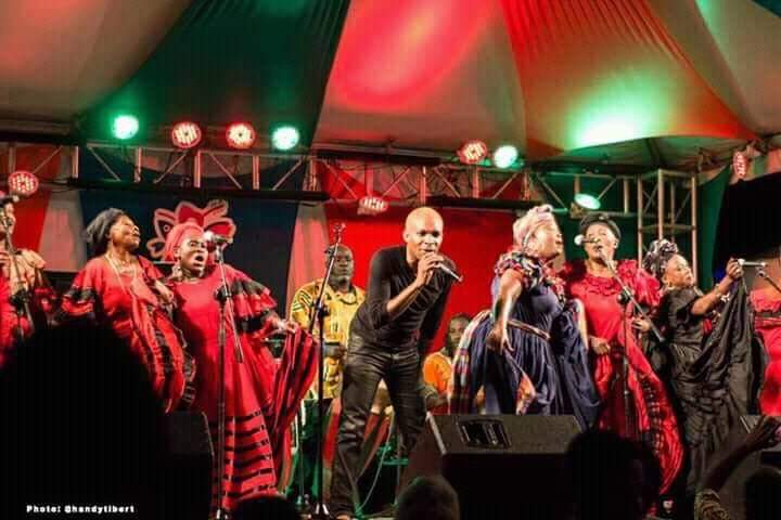 Vodou au Féminin: Nègès Fla Vodou une belle œuvre collective