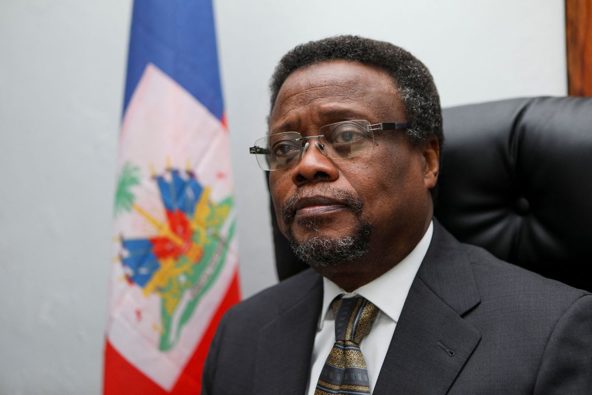 Fritz Alphonse Jean dénonce des manœuvres politiques et appelle à une ...