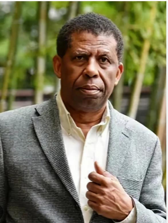 Dany Laferrière récompensé par le Grand Prix des Ambassadeurs francophones