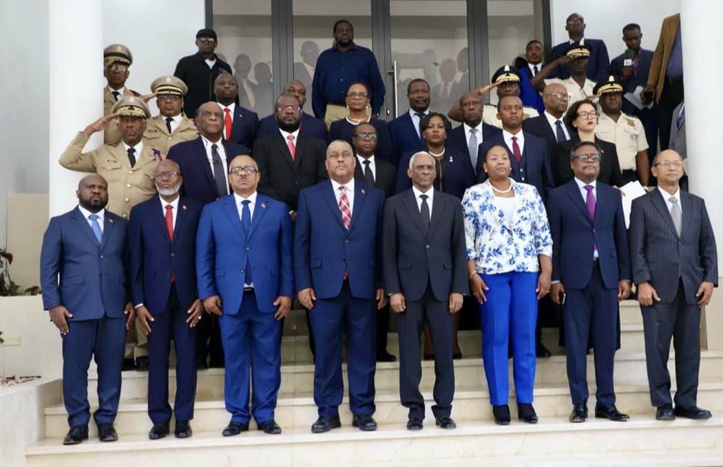 Installation du Premier ministre Garry Conille et du Cabinet ministériel