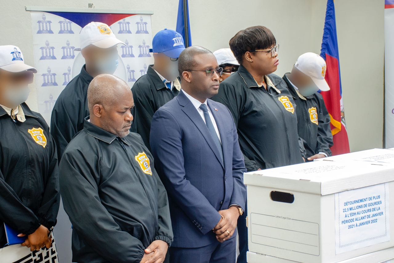 Lutte contre la corruption : ULCC remet 7 rapports et 13 requêtes à la ...